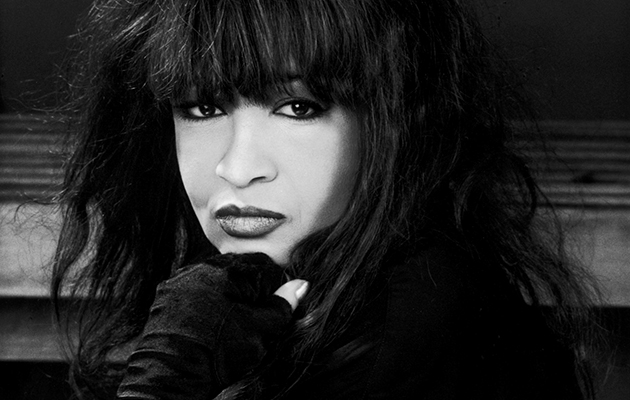 ALBUM: Ronnie Spector, 'English Heart' | REBEAT Magazine
